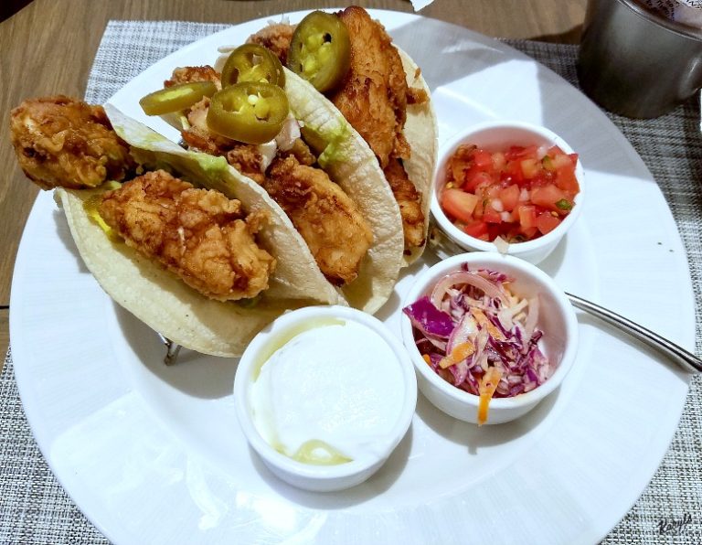 Bar Collins at the Loews Miami Beach Hotel, Miami FL - Karyl's Kulinary ...